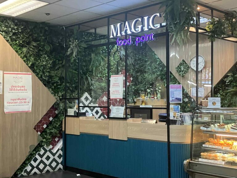 【早朝・深夜の混雑は？】スワンナプーム空港「Magic food point」24時間営業の格安食堂レポ