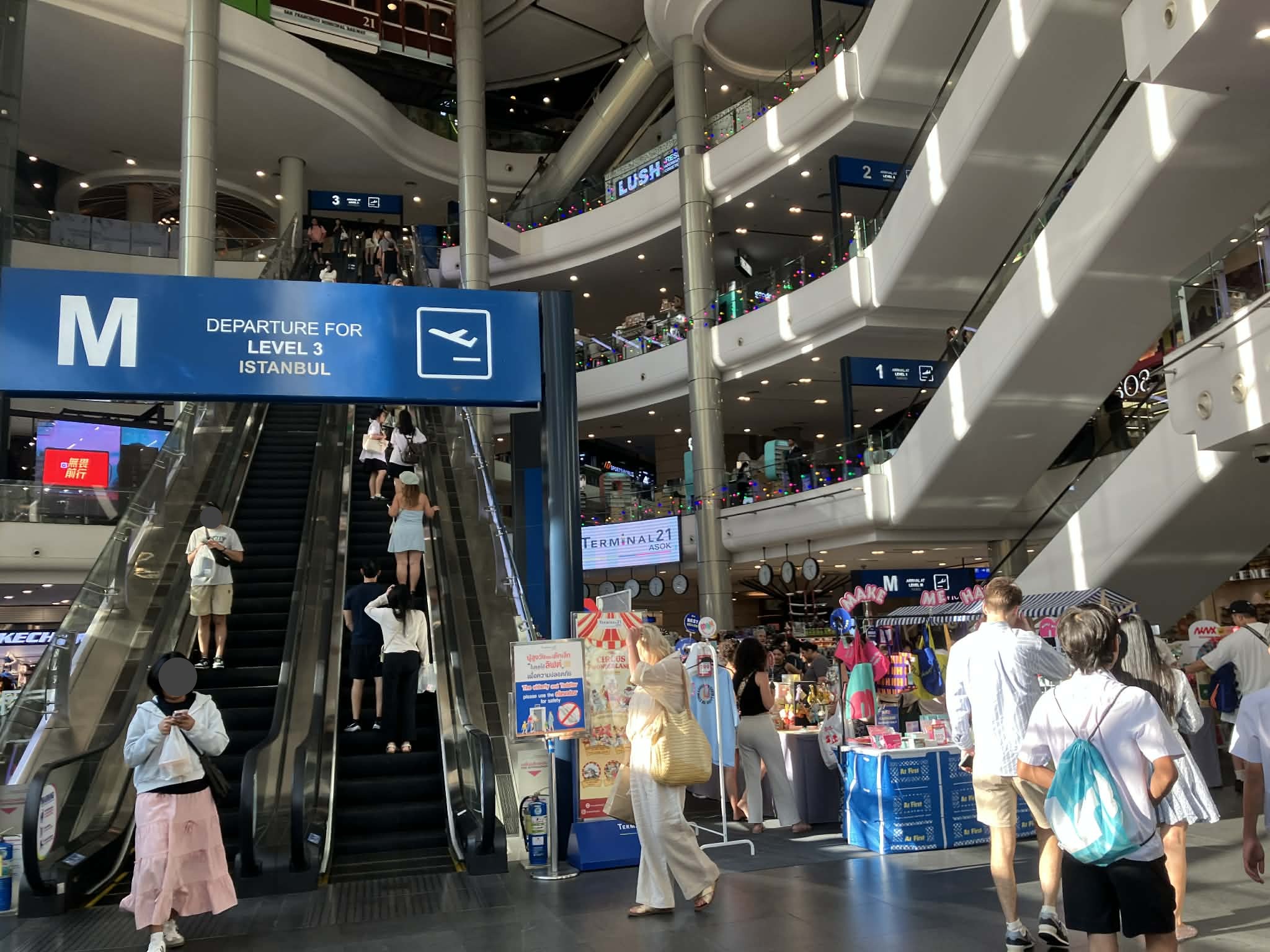 アソーク駅（BTS）・スクンビット駅（MRT）の使い方｜市内移動・空港アクセスの起点
